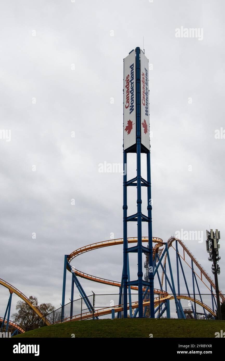 Canada's Wonderland sign on Jane Street in Vaughan, Toronto, Ontario ...