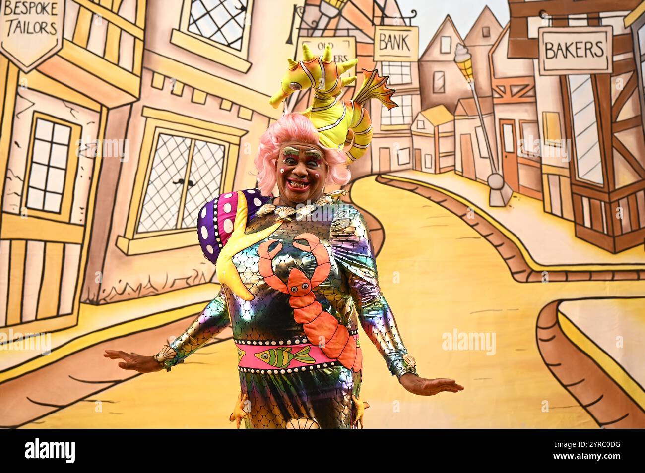 Directed by and starring Clive Rowe as Sarah the Cook, alongside (in ...