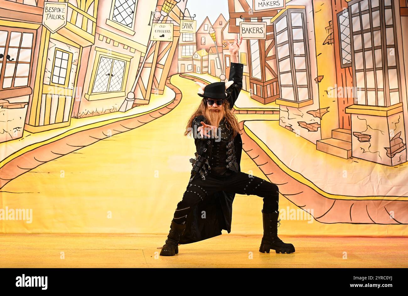 Directed by and starring Clive Rowe as Sarah the Cook, alongside (in ...