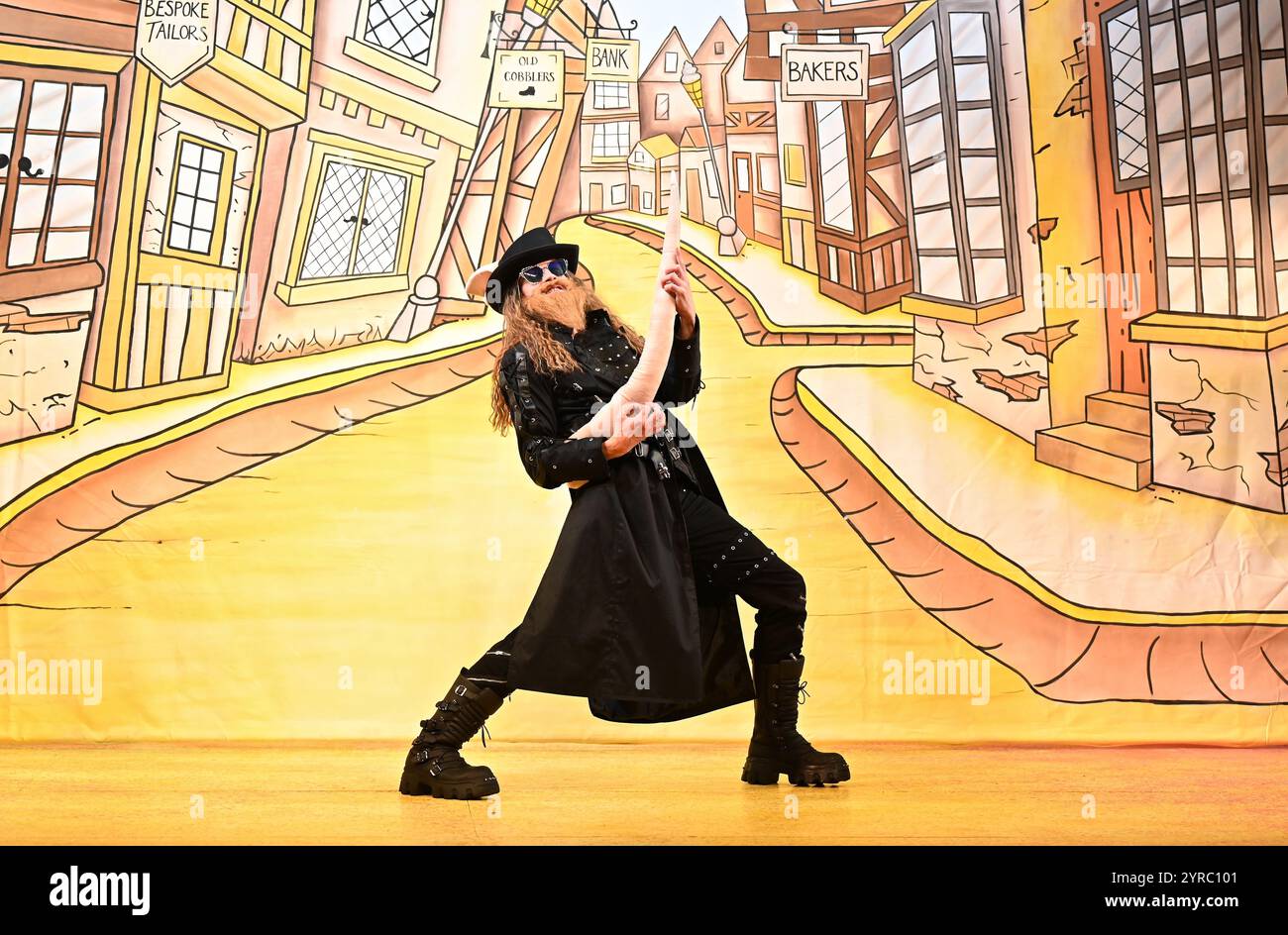 Directed by and starring Clive Rowe as Sarah the Cook, alongside (in ...