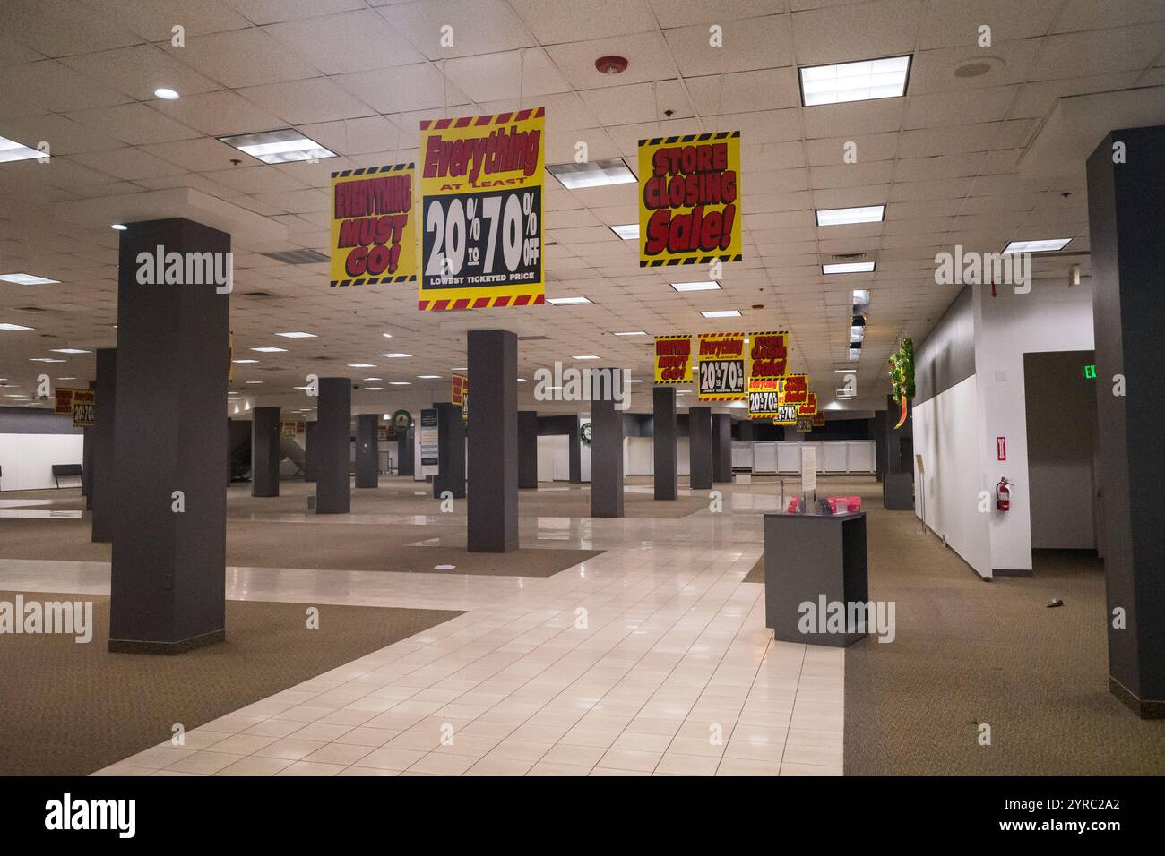Seattle, USA. 27th Nov, 2024. Sears to close its last store in ...