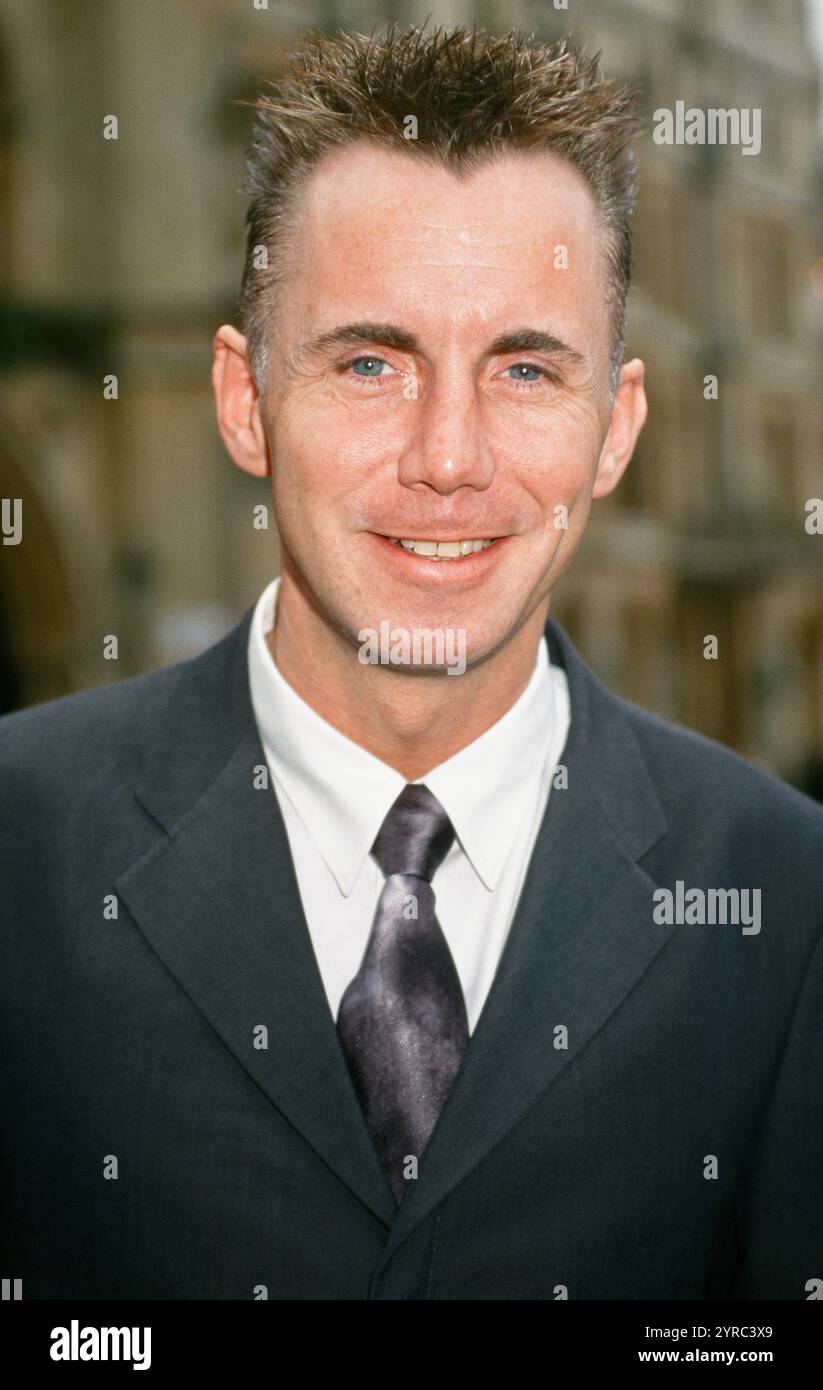 Gary rhodes children courage hi-res stock photography and images - Alamy