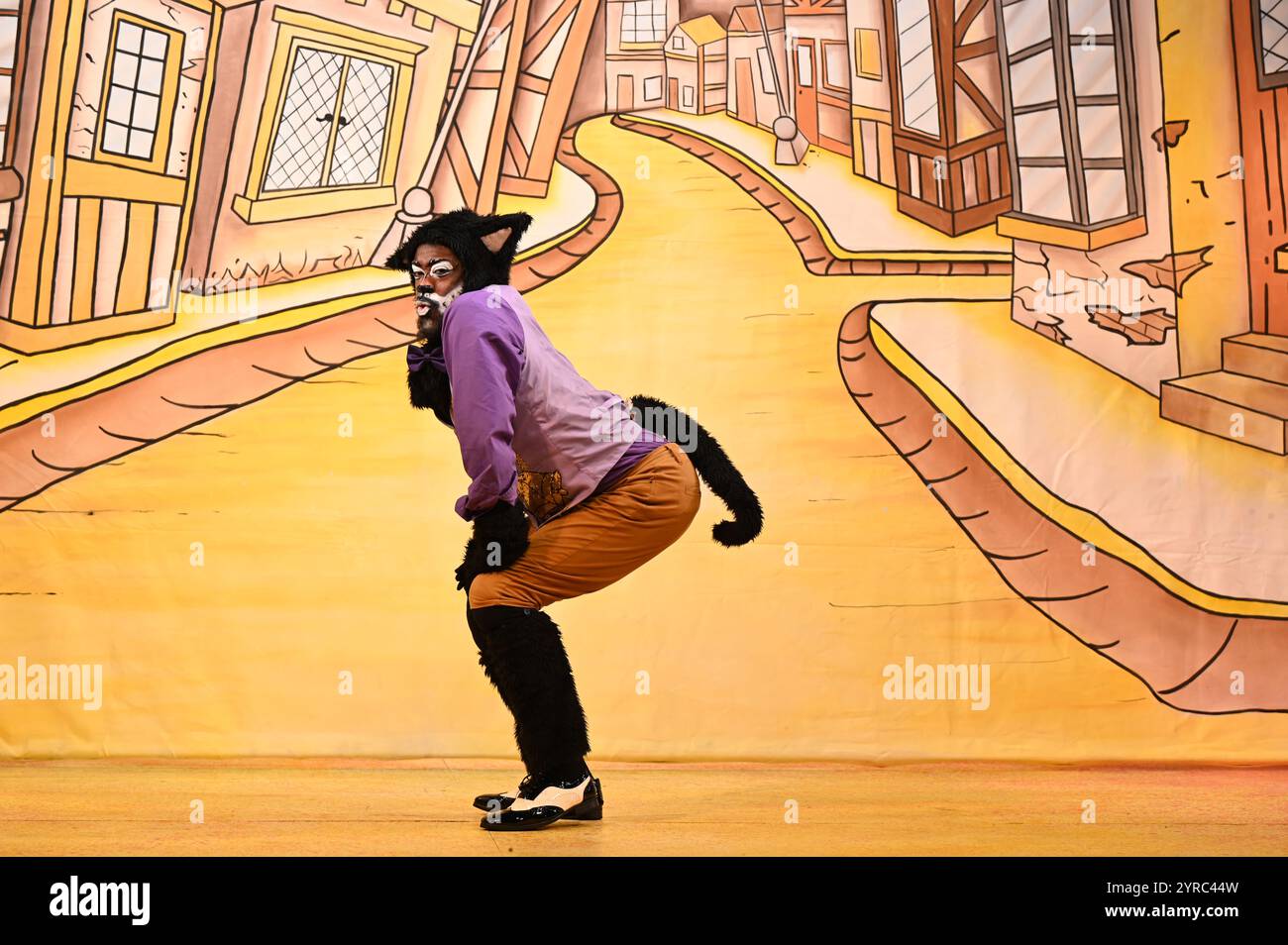 Directed by and starring Clive Rowe as Sarah the Cook, alongside (in ...