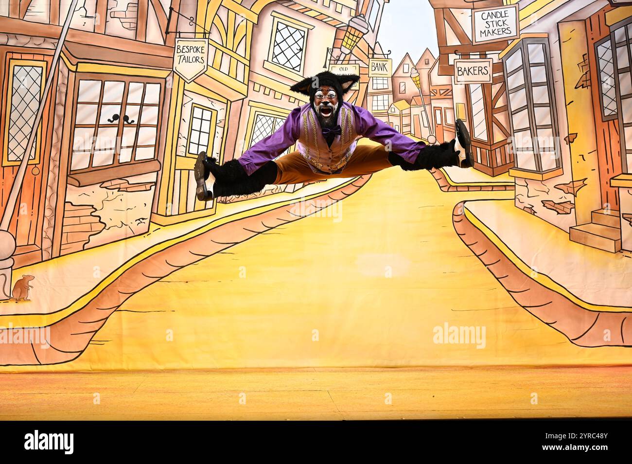 Directed by and starring Clive Rowe as Sarah the Cook, alongside (in ...