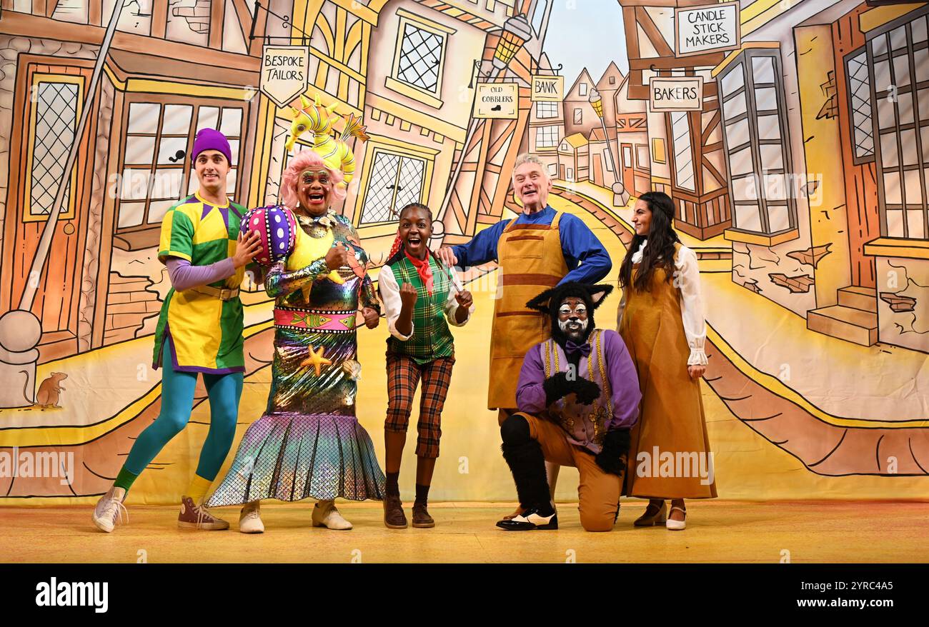 Directed by and starring Clive Rowe as Sarah the Cook, alongside (in ...
