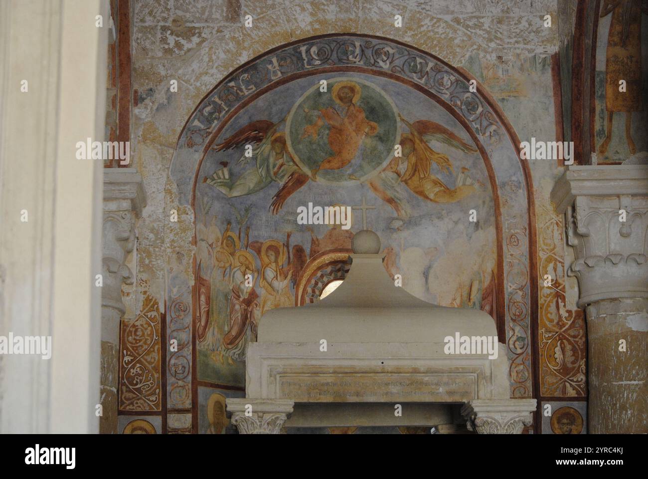 Abside affreschi hi-res stock photography and images - Alamy