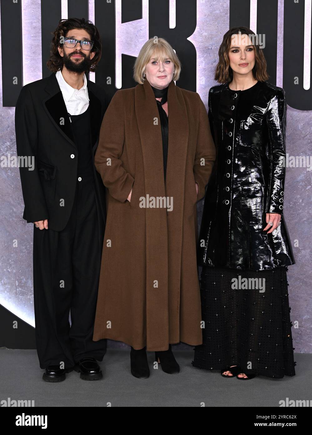 Sarah lancashire and keira knightley hi-res stock photography and ...