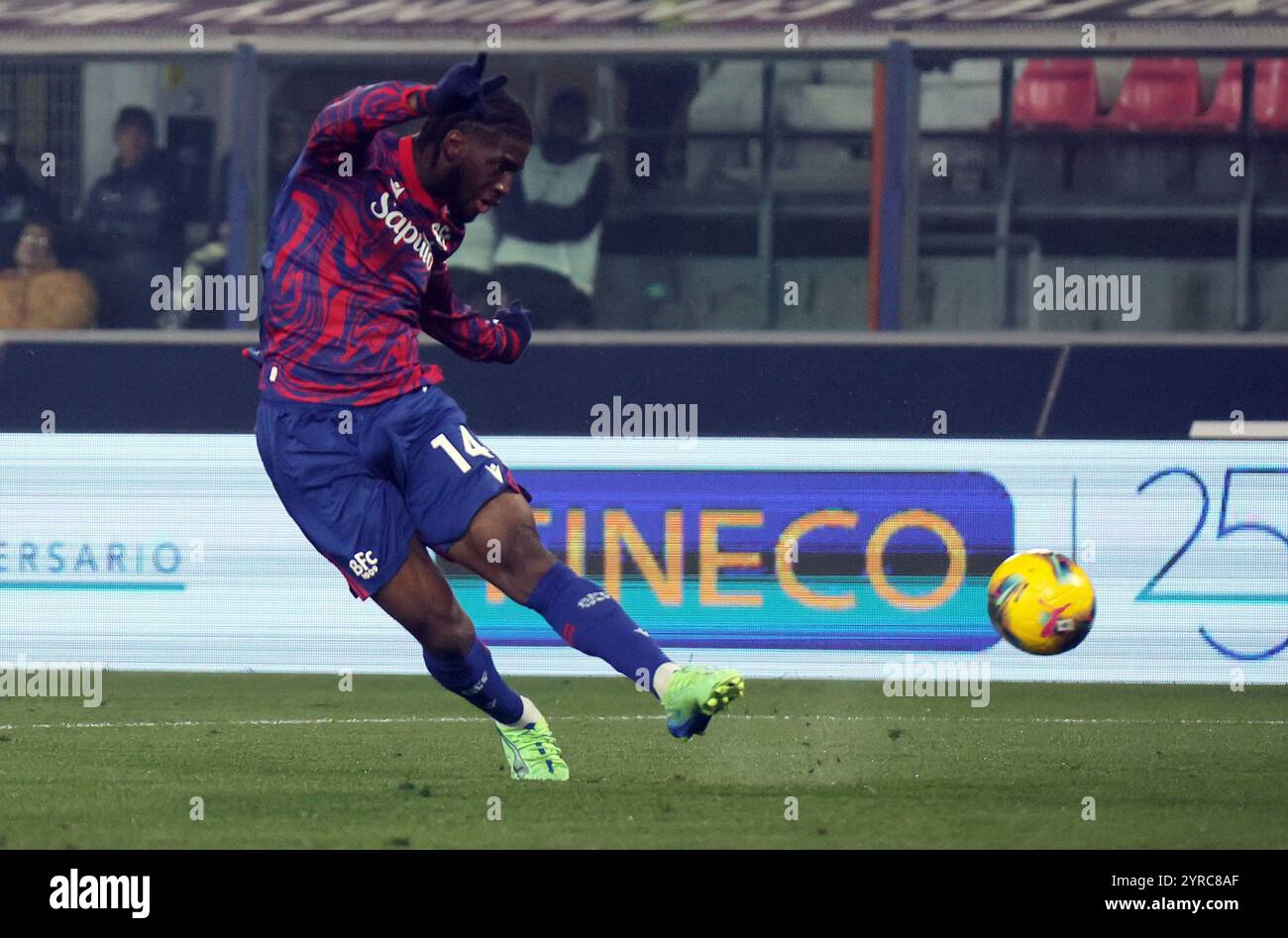 Bologna's Samuel Iling-Junior during the round of 16 Frecciarossa Italian Cup 2024/2025 match ...