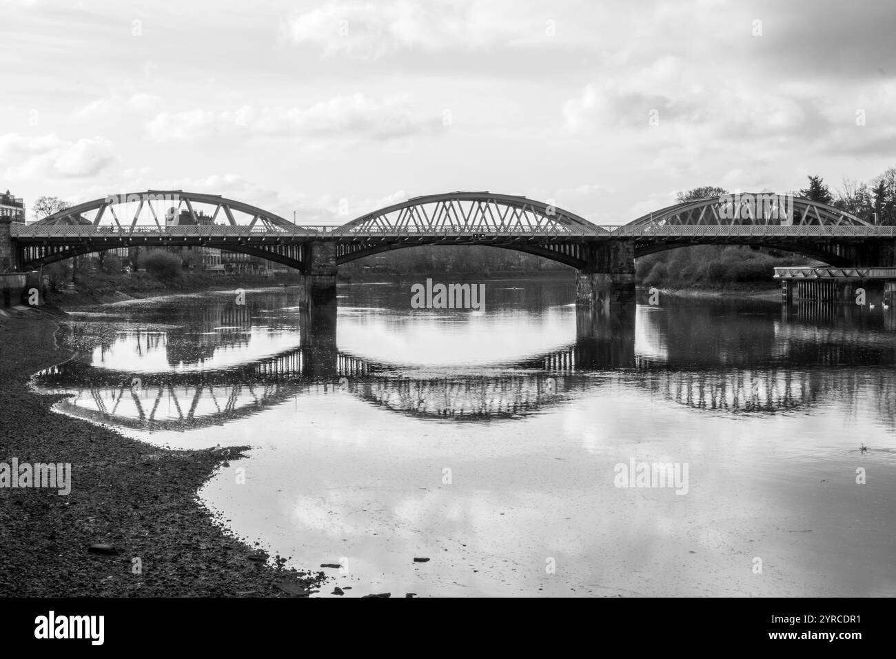 From hammersmith Black and White Stock Photos & Images - Alamy