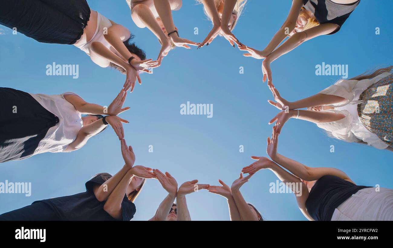 People forming star shape hi-res stock photography and images - Alamy