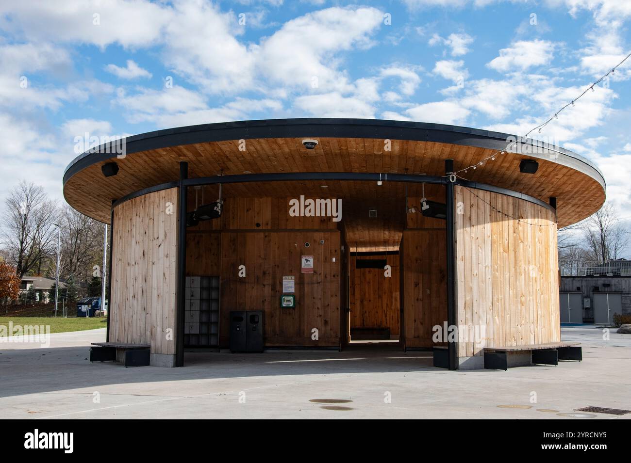 Amenities building at Town Square park on Innisfil Beach Road in ...