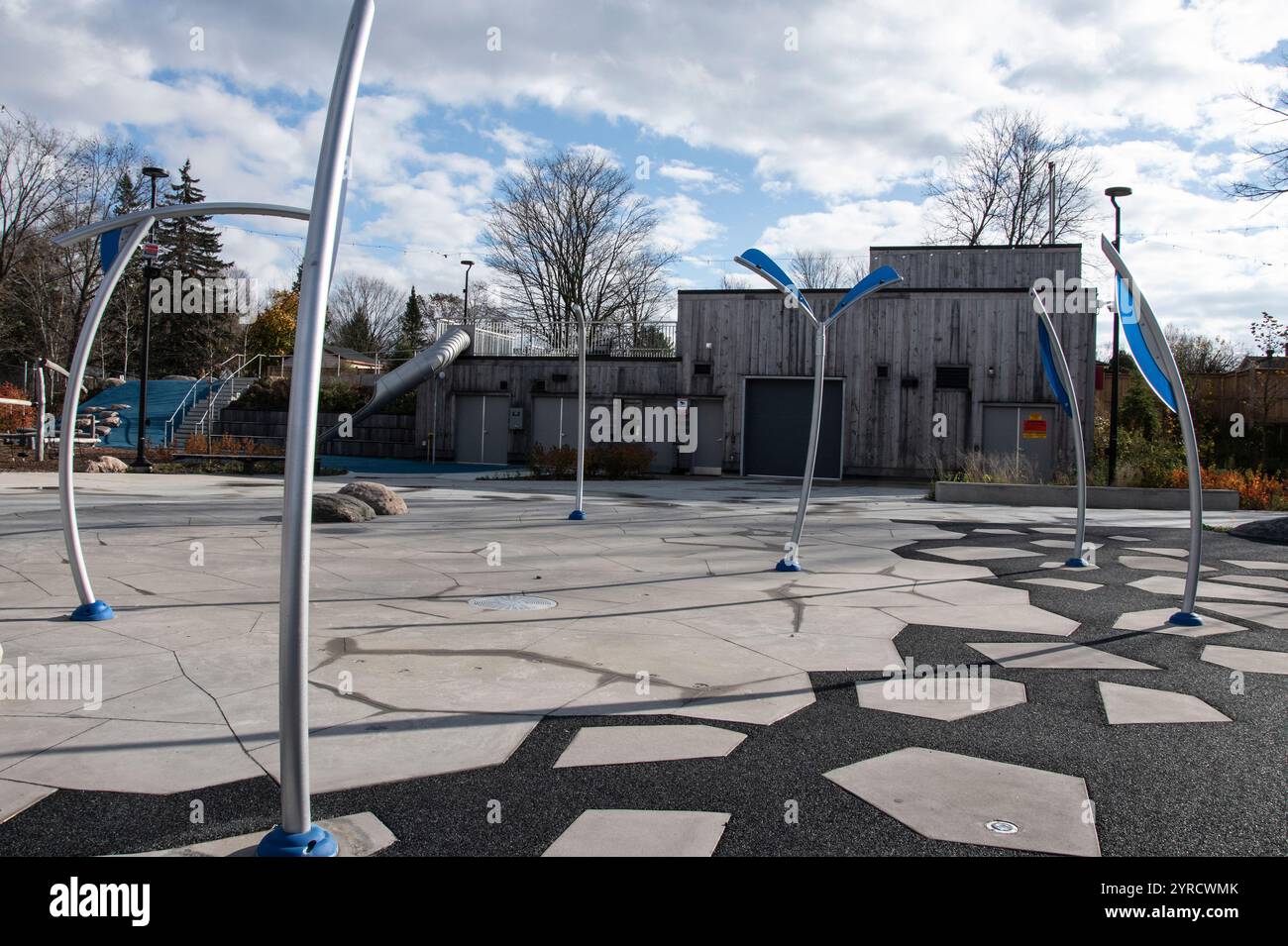 Splash pad at Town Square park on Innisfil Beach Road in Innisfil ...