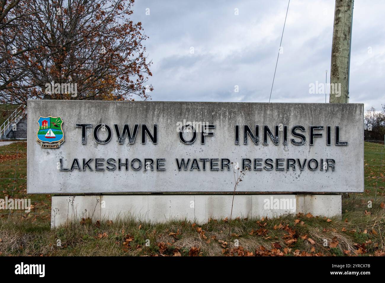 Lakeshore Water Reservoir sign on Innisfil Beach Road in Innisfil ...