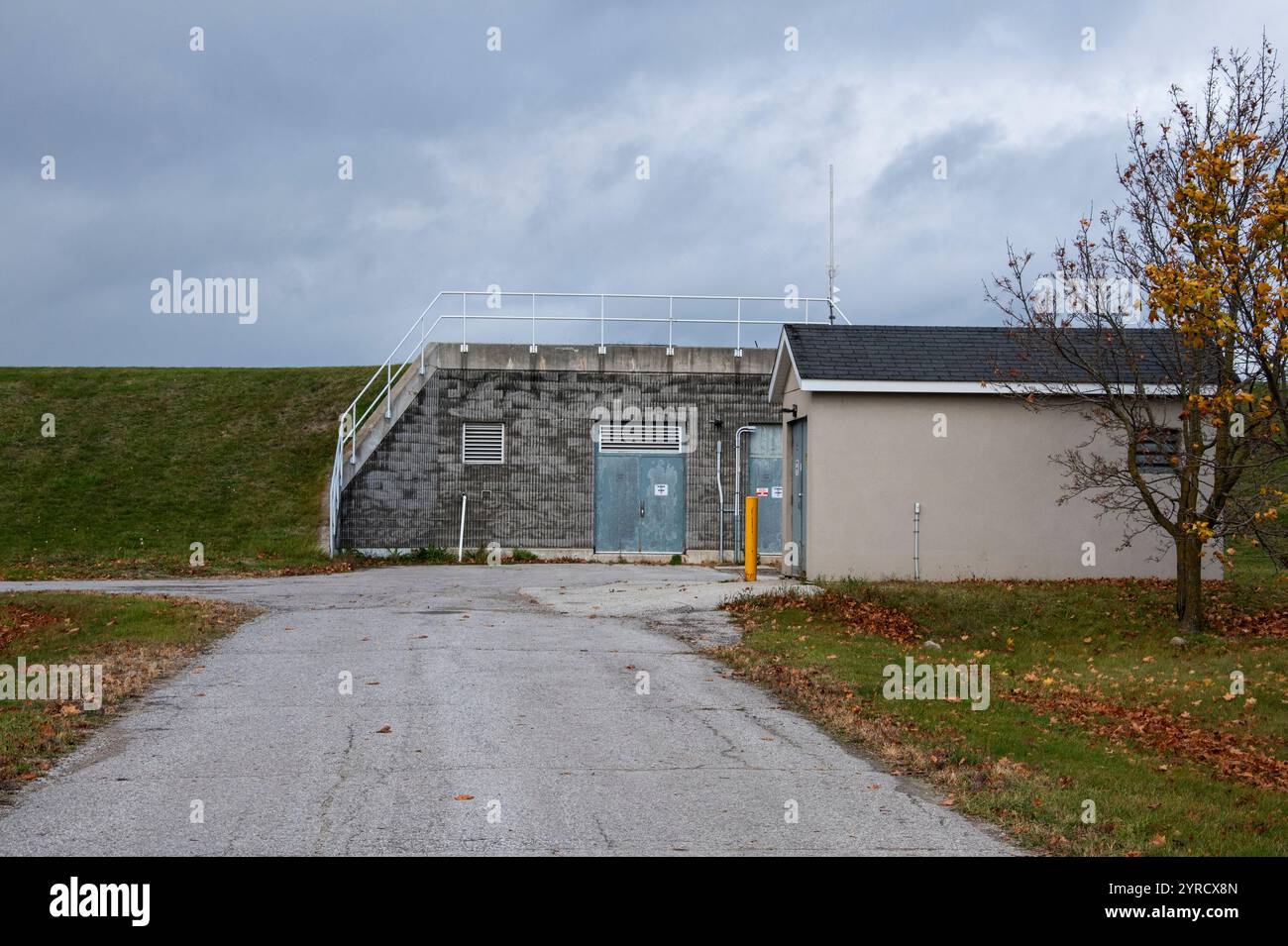 Lakeshore Water Reservoir on Innisfil Beach Road in Innisfil, Ontario ...