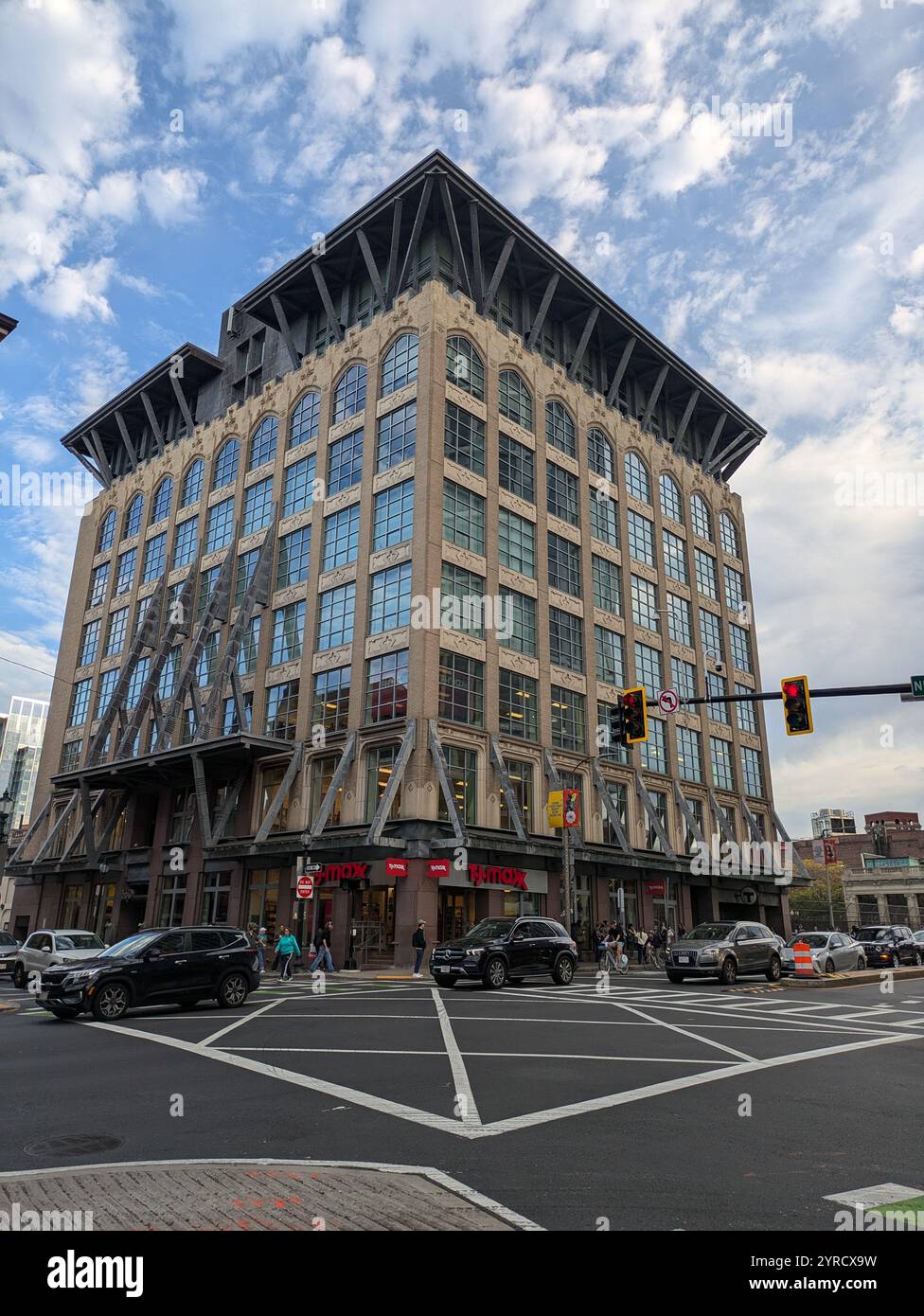 360 newbury street hi-res stock photography and images - Alamy