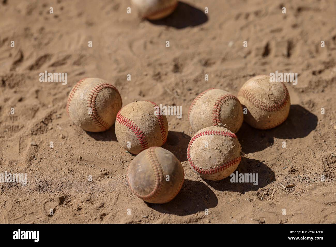 balls, baseball ball on the ground, old (Photo by Luis Gutierrez ...