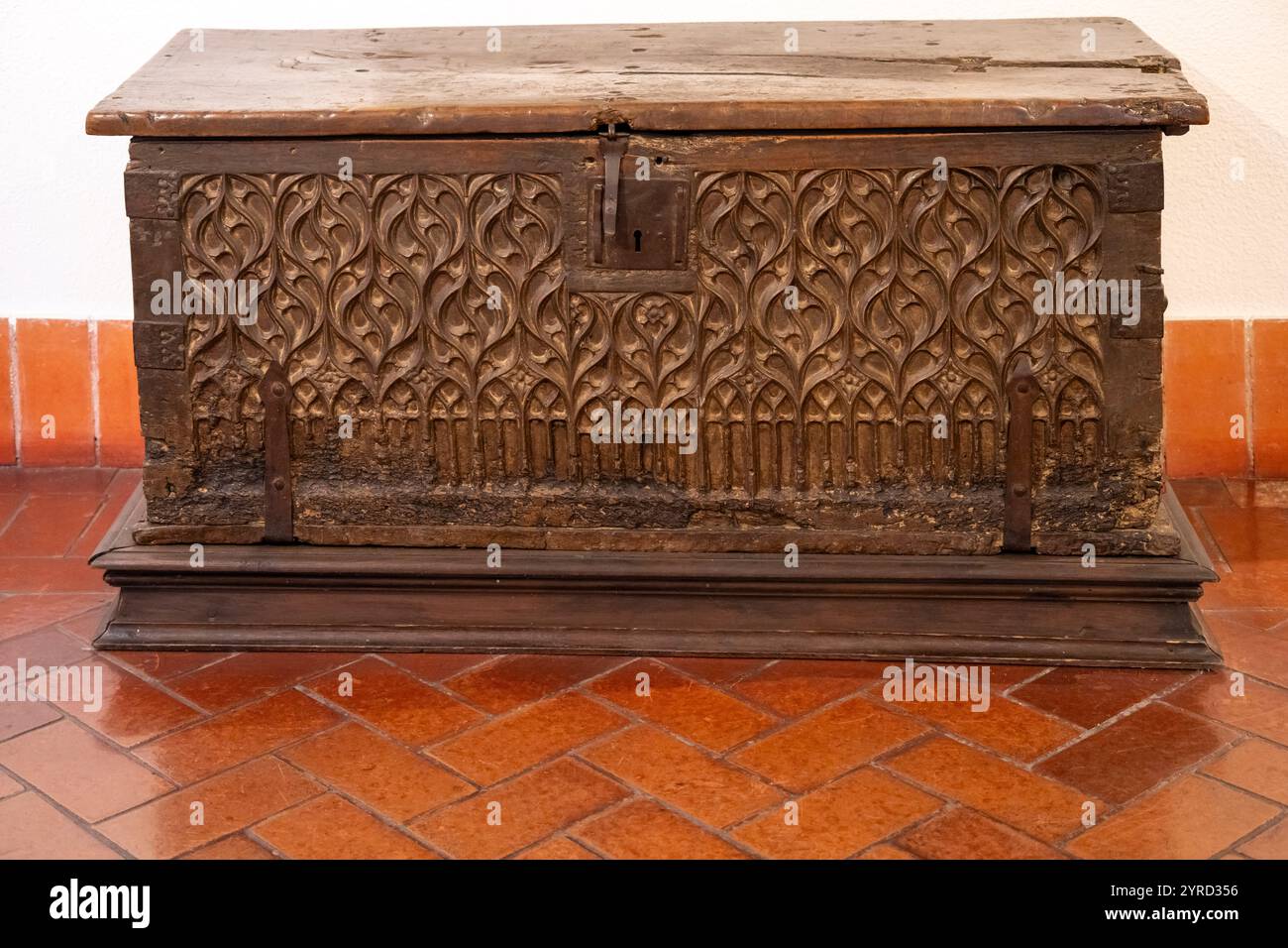 Gothic chest, walnut wood, 16th century, Valladolid Museum , Castile ...