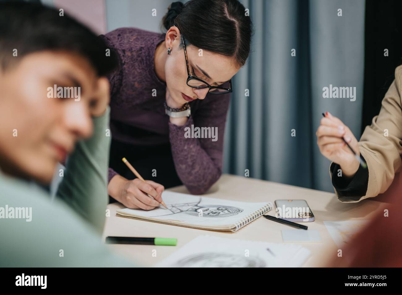 Creative class teenagers hi-res stock photography and images - Alamy