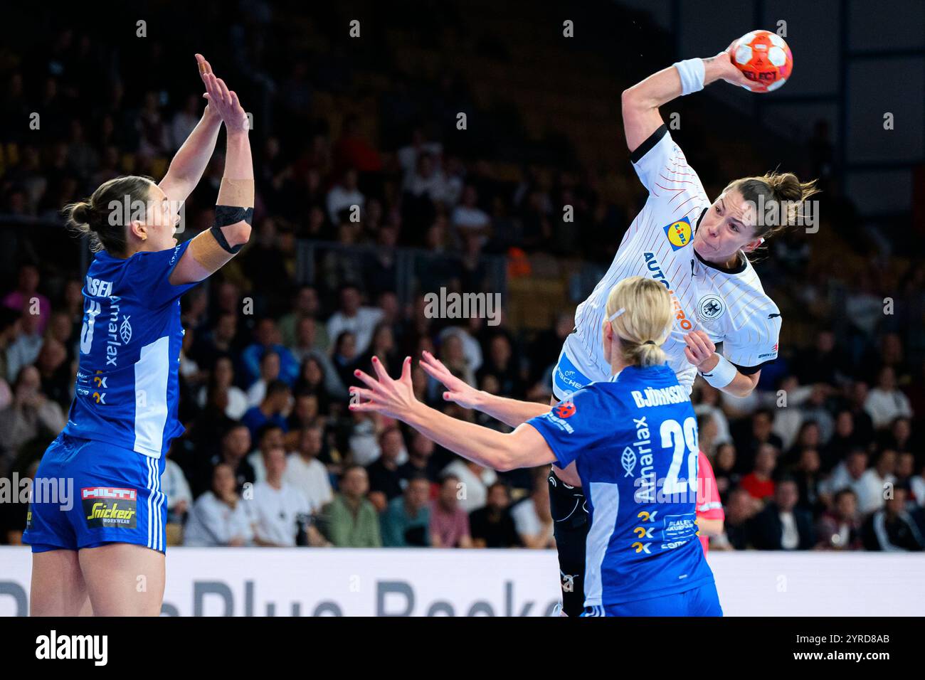 Innsbruck, Austria. 03rd Dec, 2024. Handball, Women: European ...