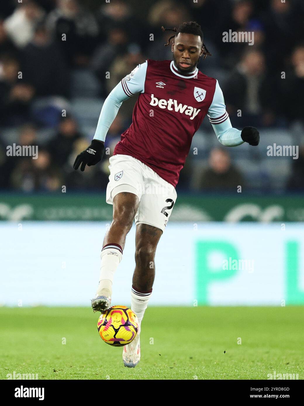 Aaron Wan-Bissaka of West Ham United controls the ball during the ...