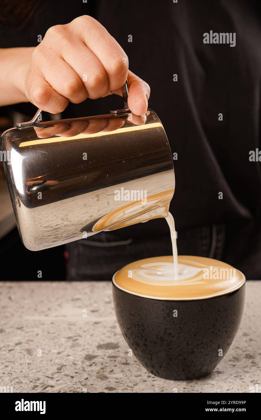 Coffee machine makes small mug hi-res stock photography and images - Alamy