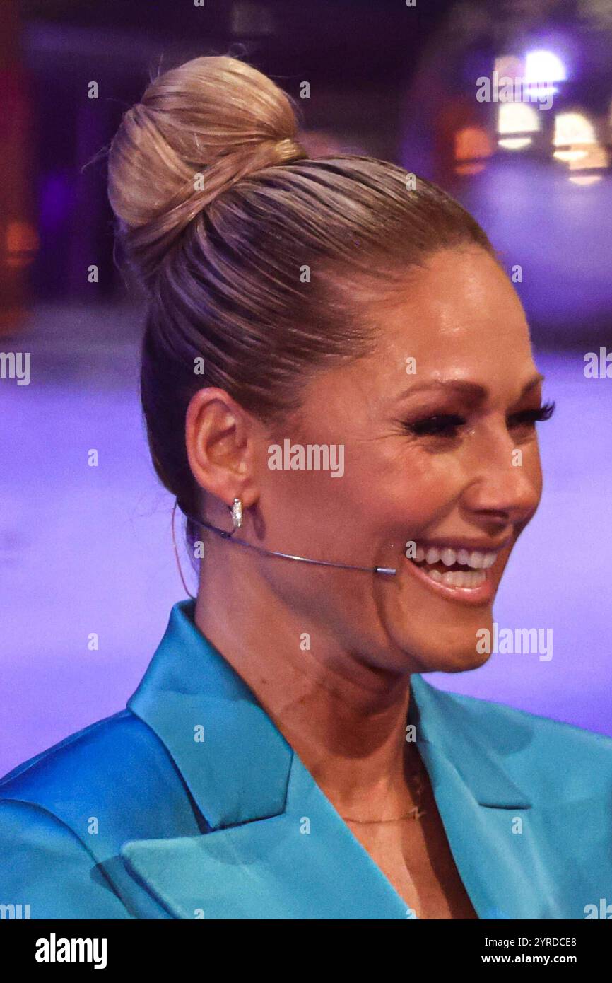 Saengerin Helene Fischer - ARD Live Show ãAdventsfest der 100.000 ...