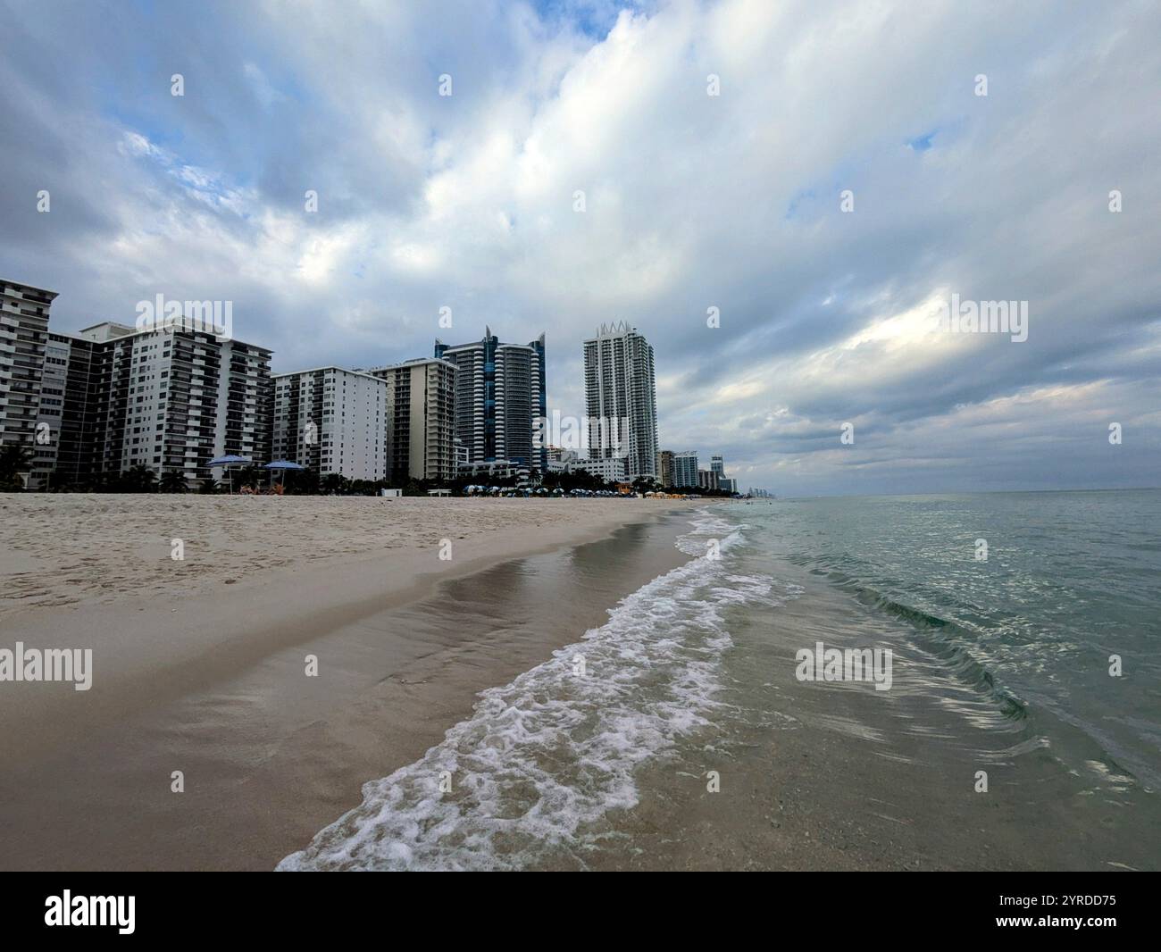 Miami summer water hi-res stock photography and images - Alamy