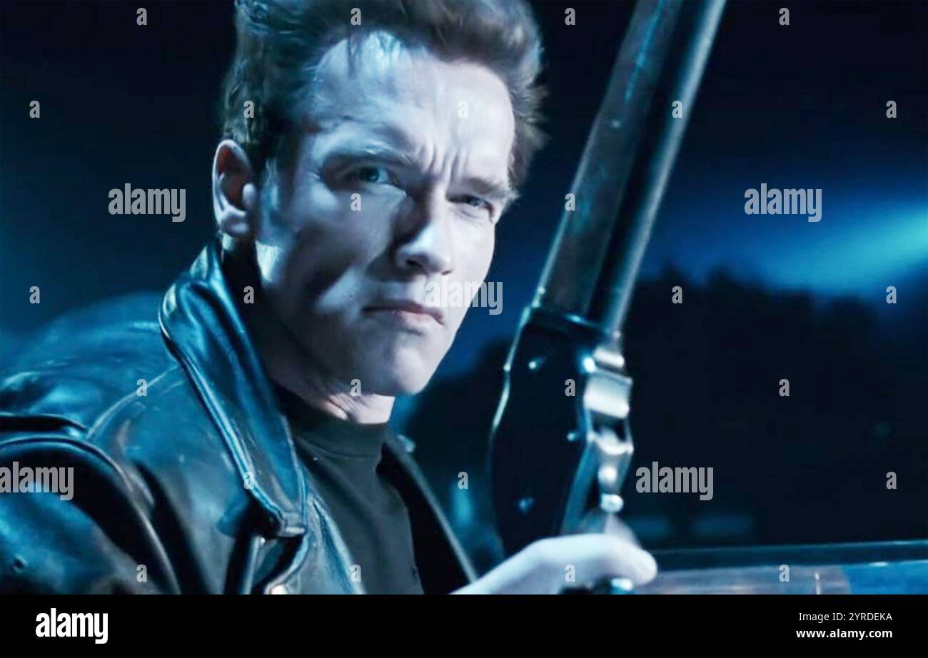 TERMINATOR 2: JUDGMENT DAY 1991 TriStar Pictures film with Arnold ...