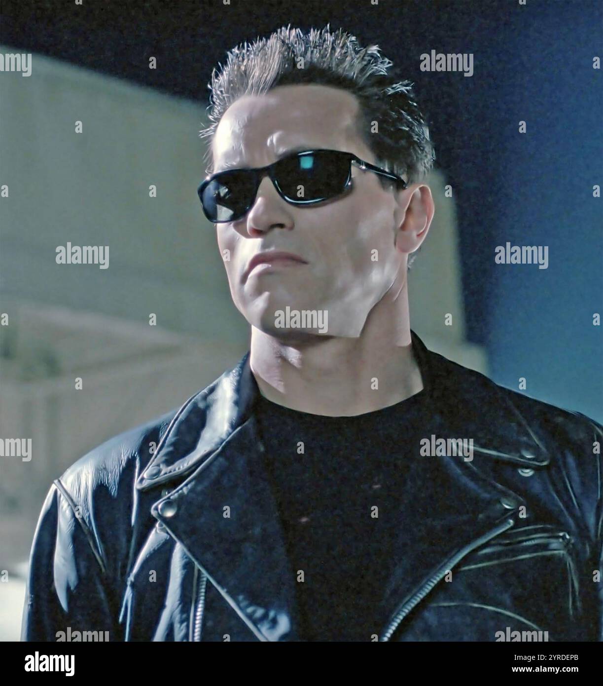 TERMINATOR 2: JUDGMENT DAY 1991 TriStar Pictures film with Arnold ...