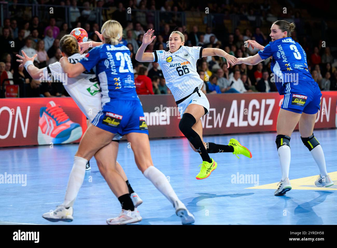 Innsbruck, Austria. 03rd Dec, 2024. Handball, Women: European ...