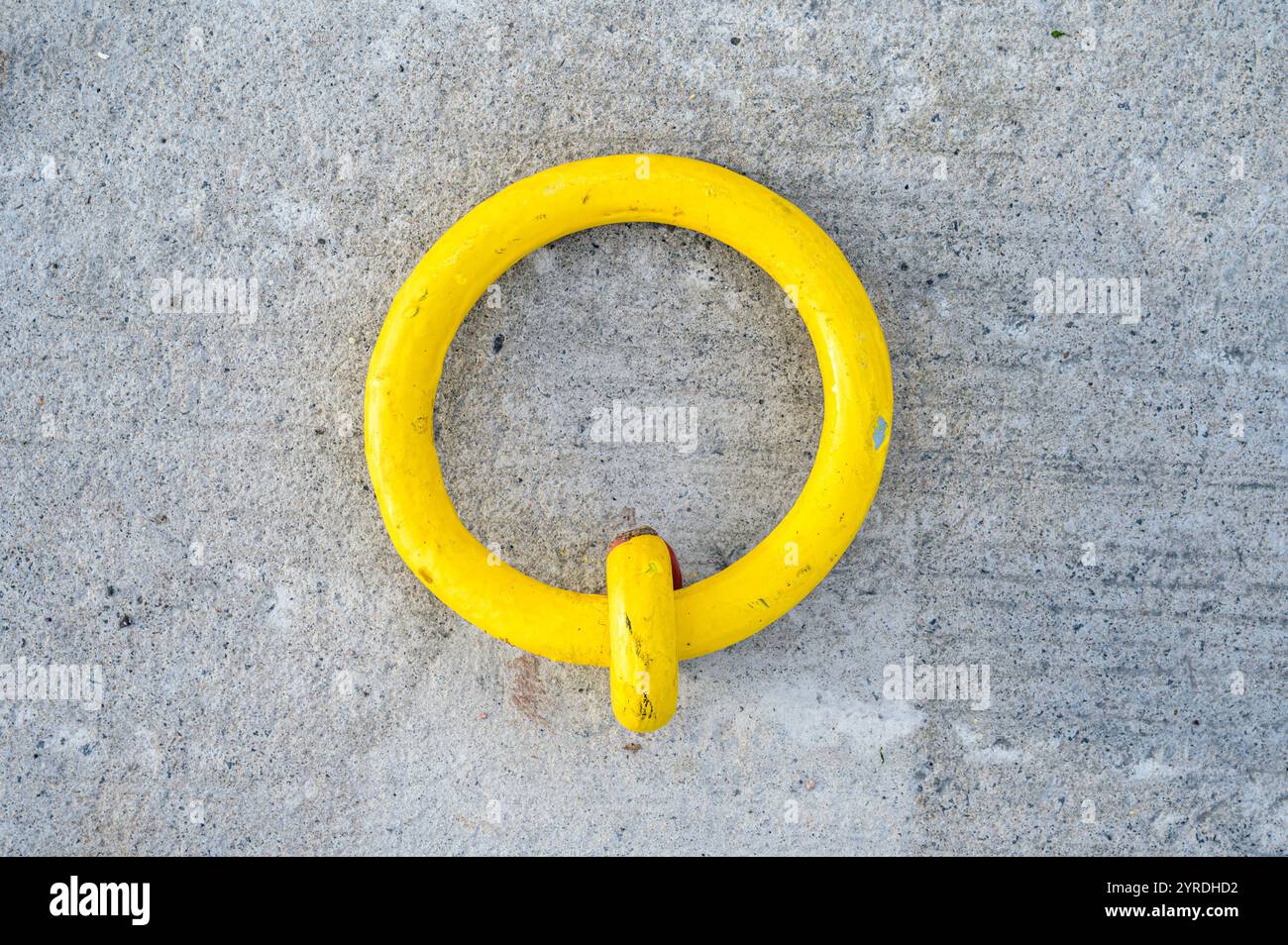 Morring rings hi-res stock photography and images - Alamy
