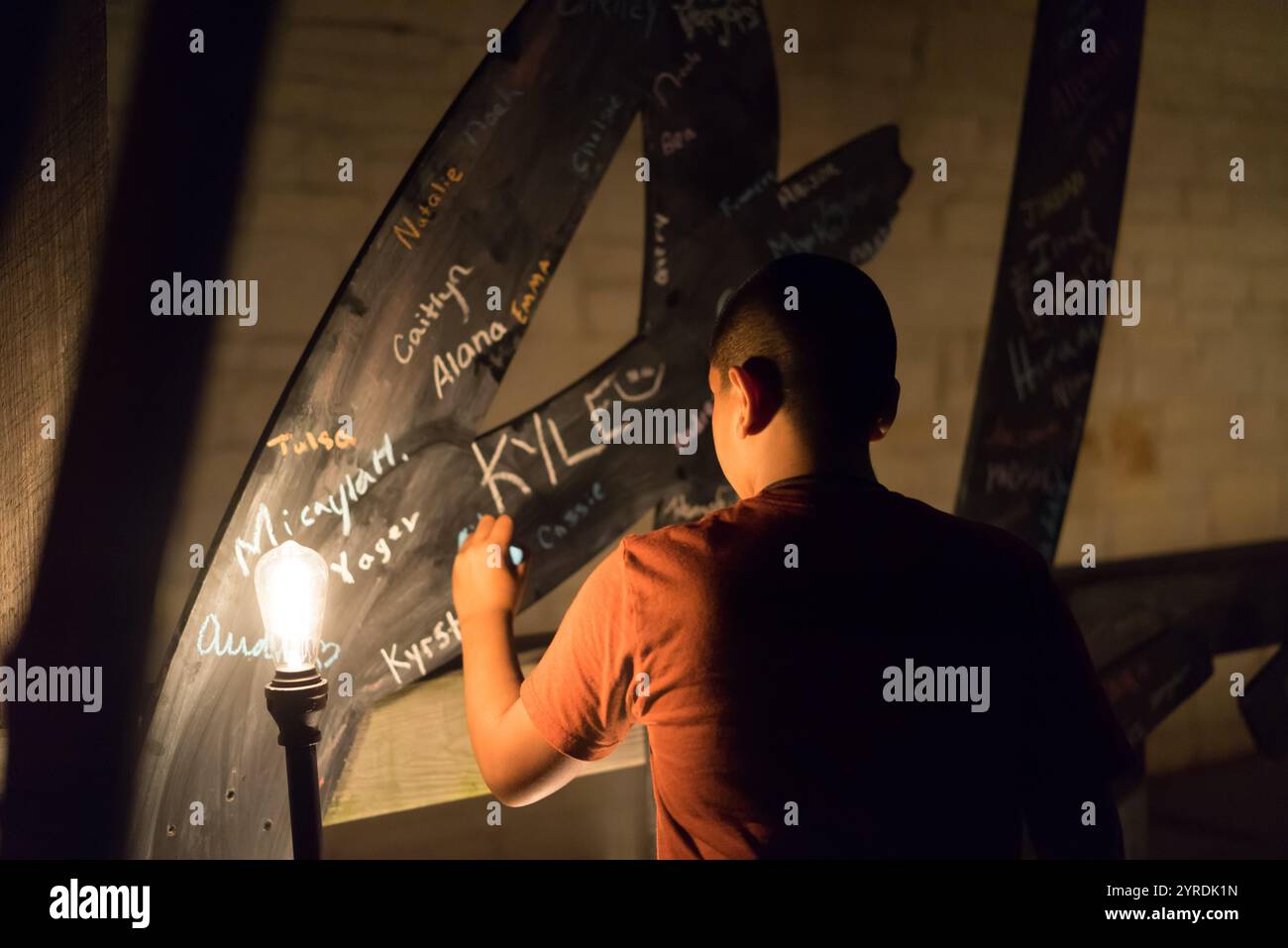 Hand signing teen hi-res stock photography and images - Alamy