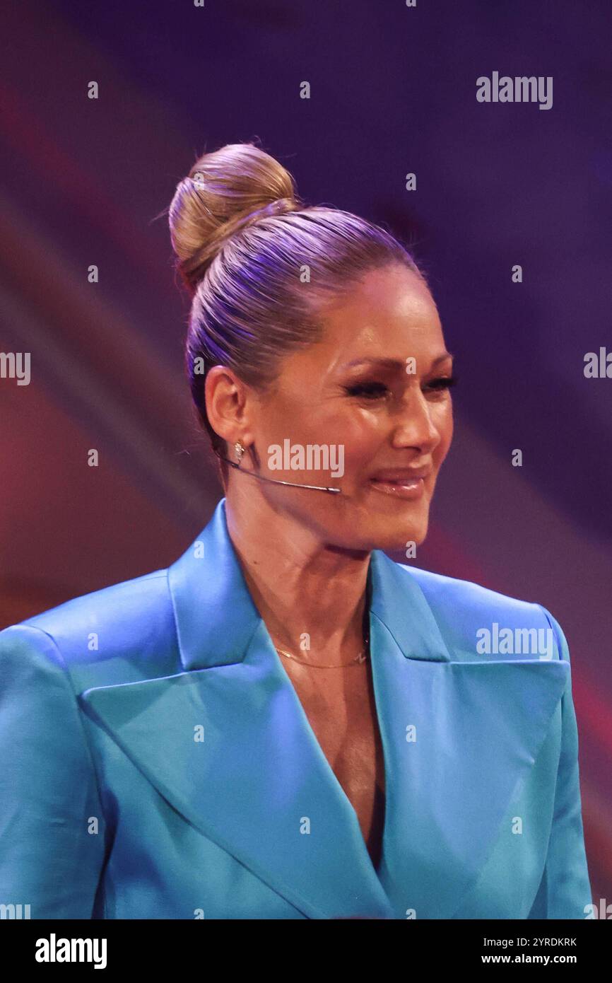 Saengerin Helene Fischer - ARD Live Show ãAdventsfest der 100.000 ...