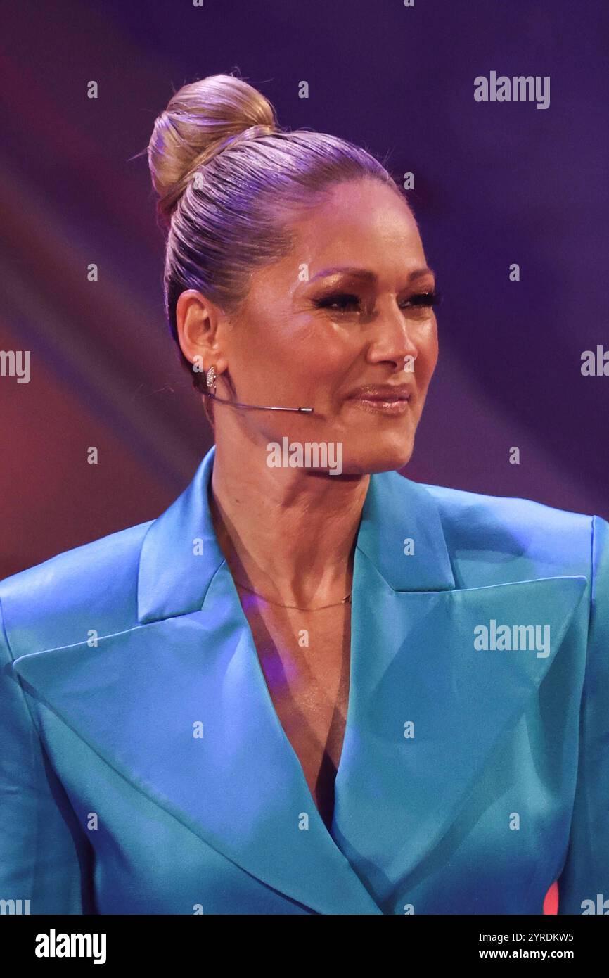 Saengerin Helene Fischer - ARD Live Show ãAdventsfest der 100.000 ...