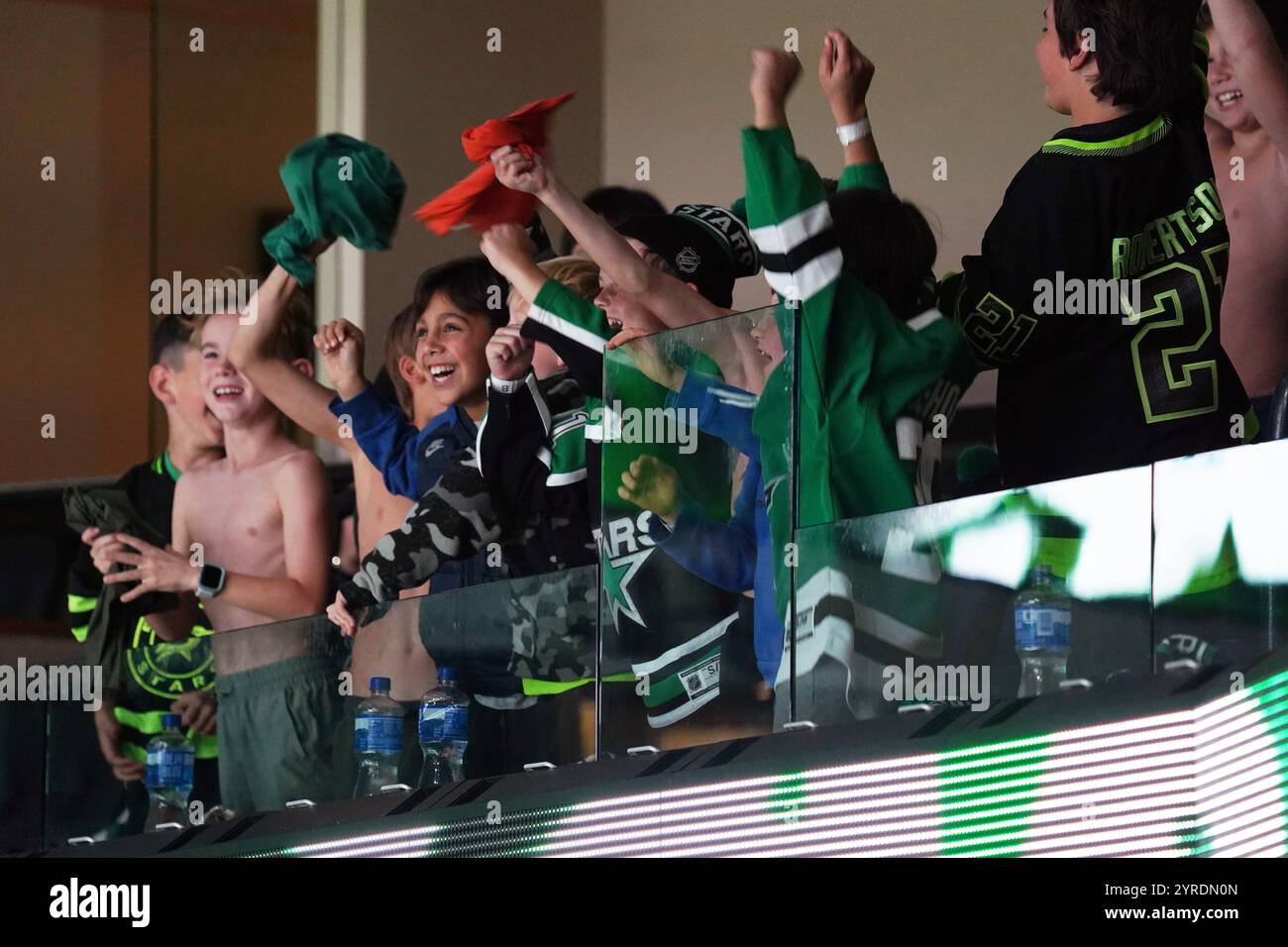 Dallas, United States. 01st Dec, 2024. Fans of Dallas Stars are seen ...