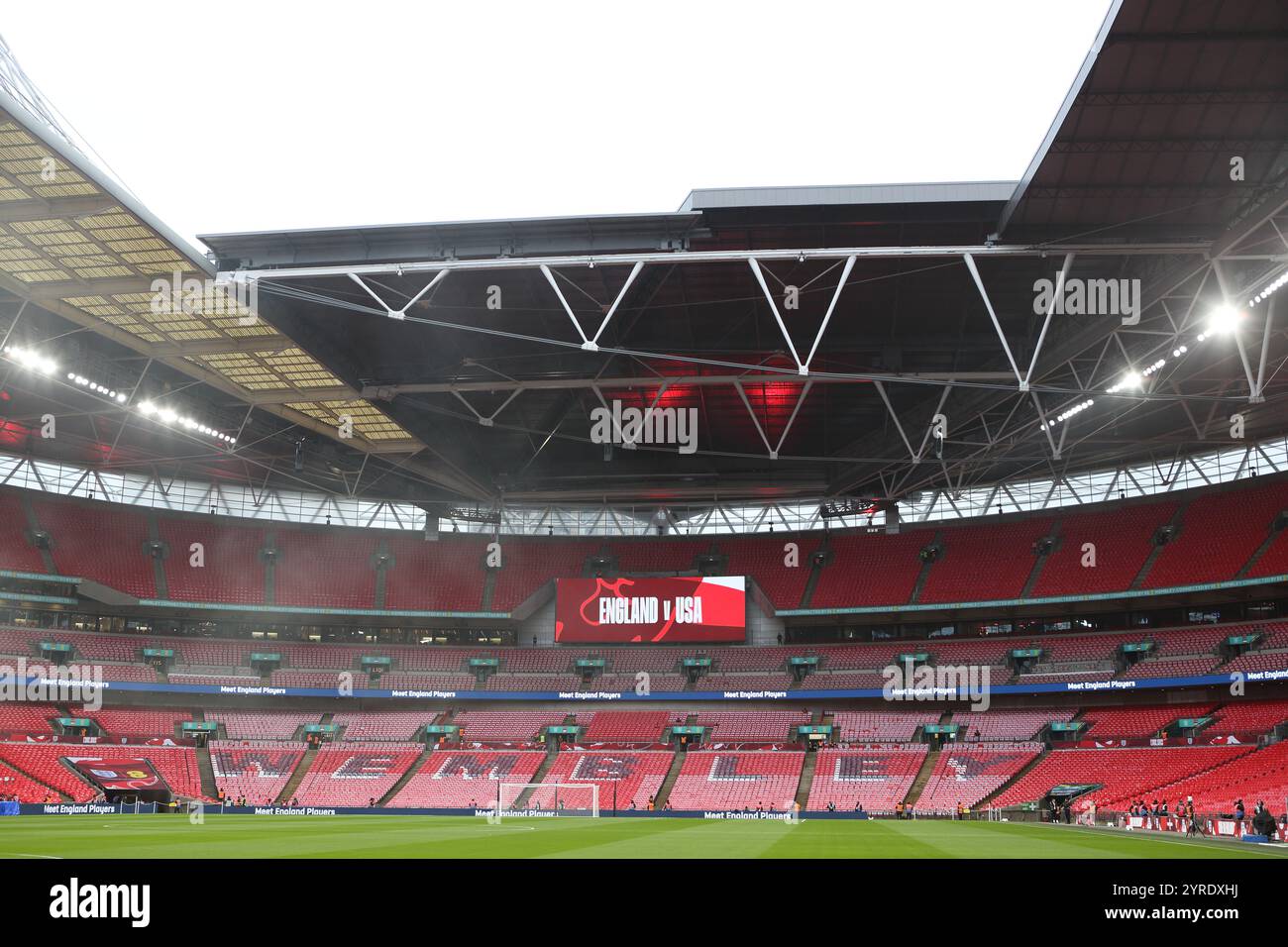 Wembley Stadium empty beofre crowd arrives England v USA 30 November ...