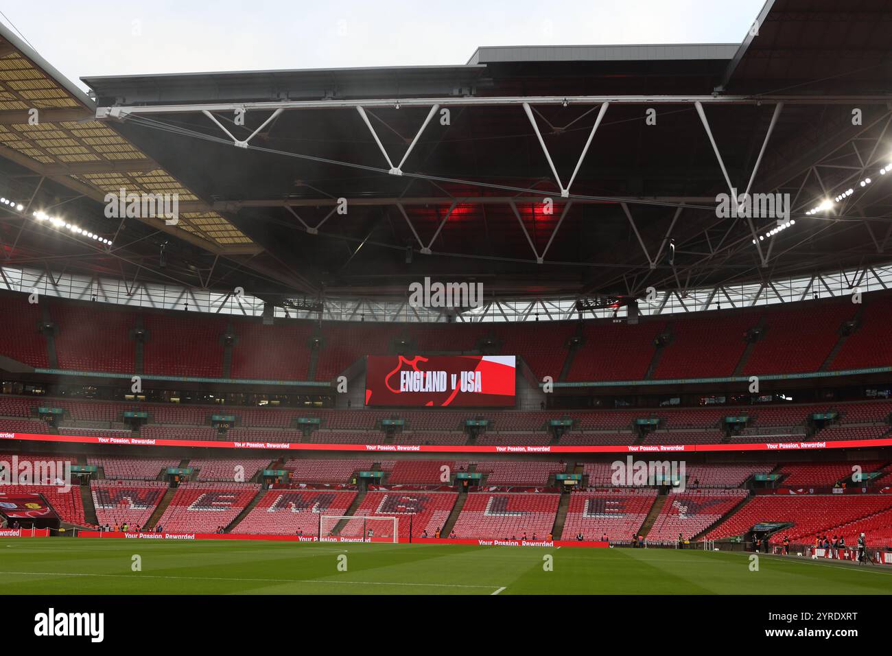 Wembley Stadium empty beofre crowd arrives England v USA 30 November ...