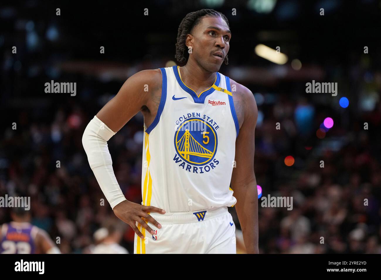 Golden State Warriors forward Kevon Looney (5) during the first half of ...