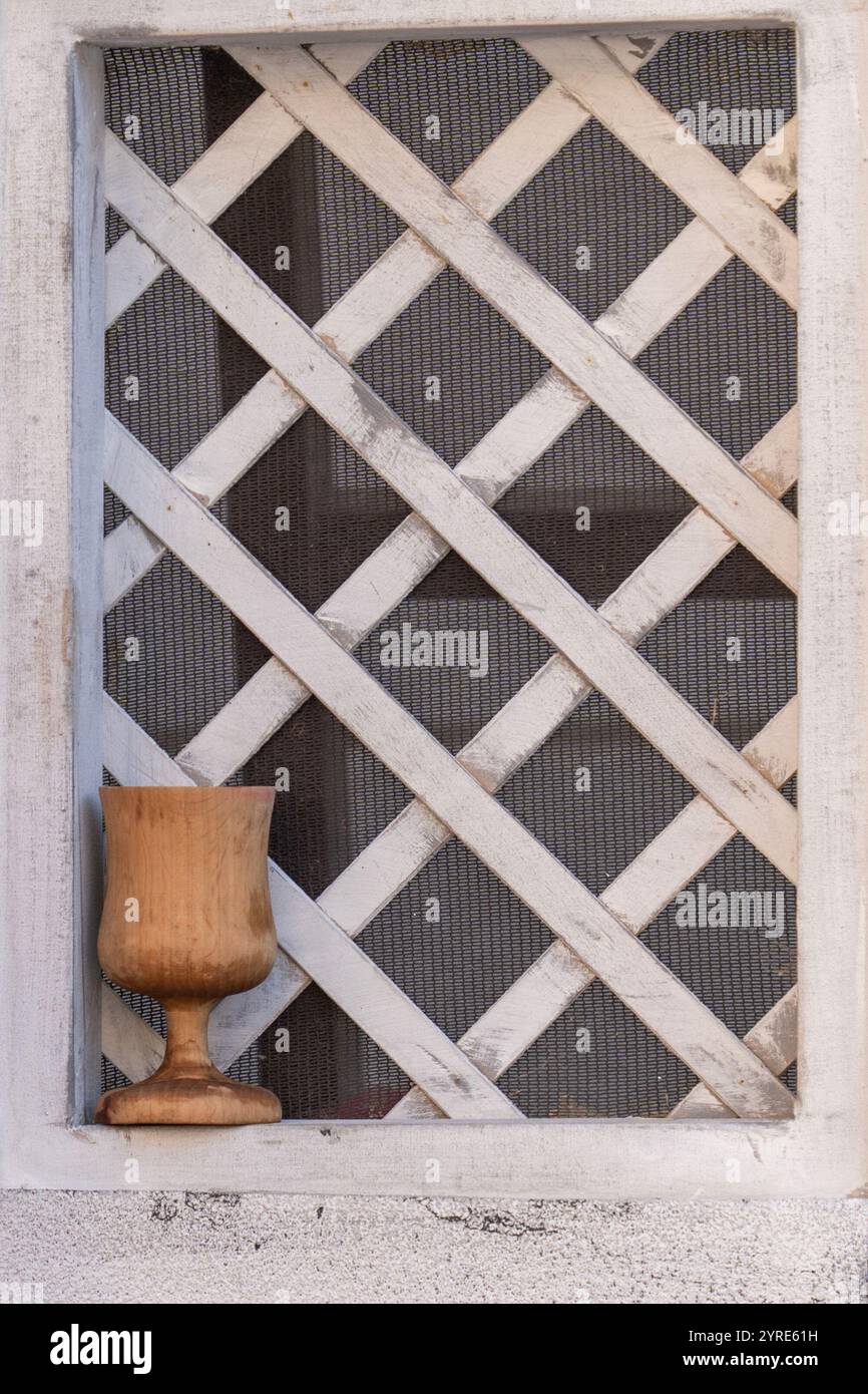 Lattice window hi-res stock photography and images - Alamy