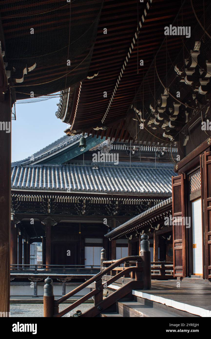 Higashi Honganji temple of Jodo Shin Buddhism in central Kyoto, Japan ...