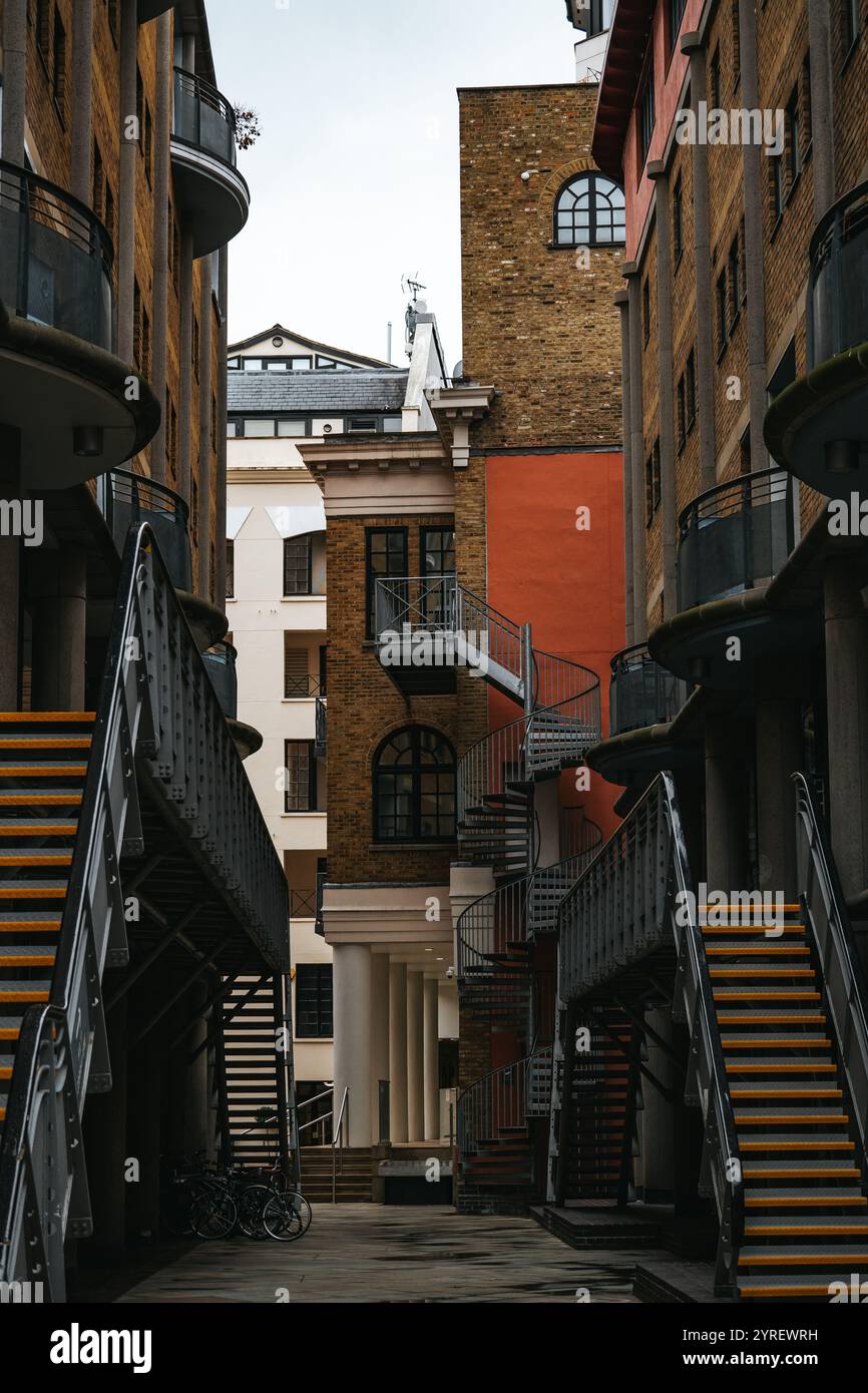 The streets and architecture of London showcase a blend of historic ...