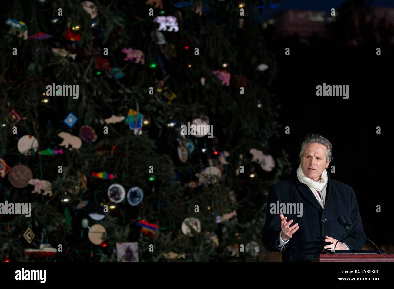 Alaska's light hi-res stock photography and images - Alamy