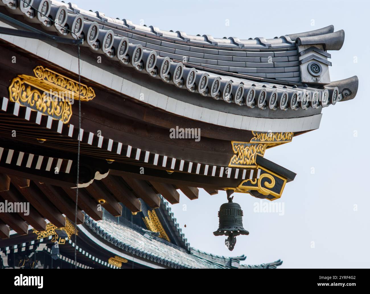 Rooftop architectural details at Higashi Honganji temple of Jodo Shin ...