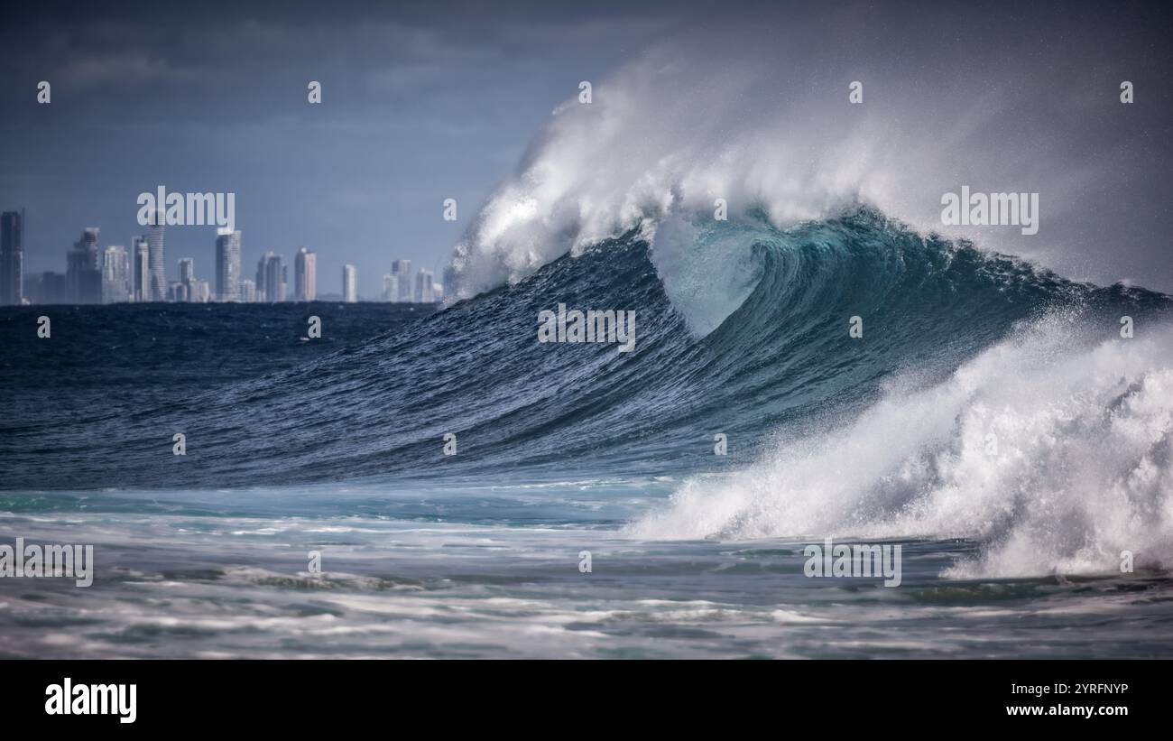 Big surf at Snapper Rocks, Gold Coast, Queensland Stock Photo - Alamy