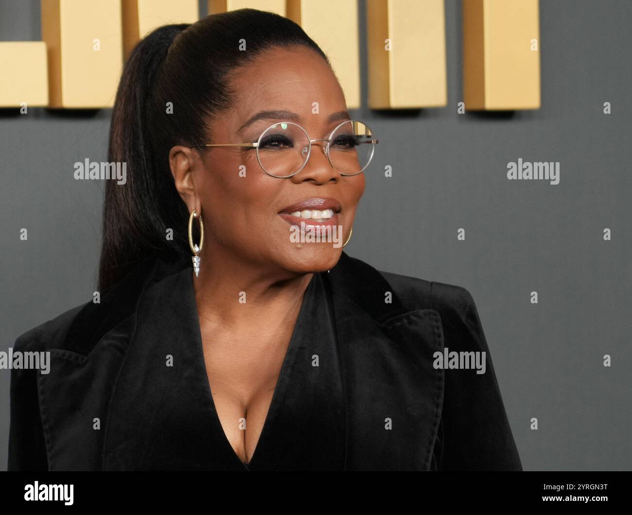 Los Angeles, USA. 03rd Dec, 2024. Oprah Winfrey arrives at Netflix's ...