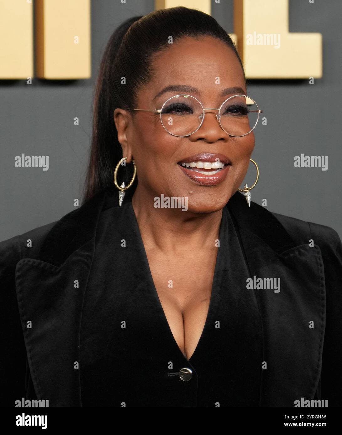 Los Angeles, USA. 03rd Dec, 2024. Oprah Winfrey arrives at Netflix's ...