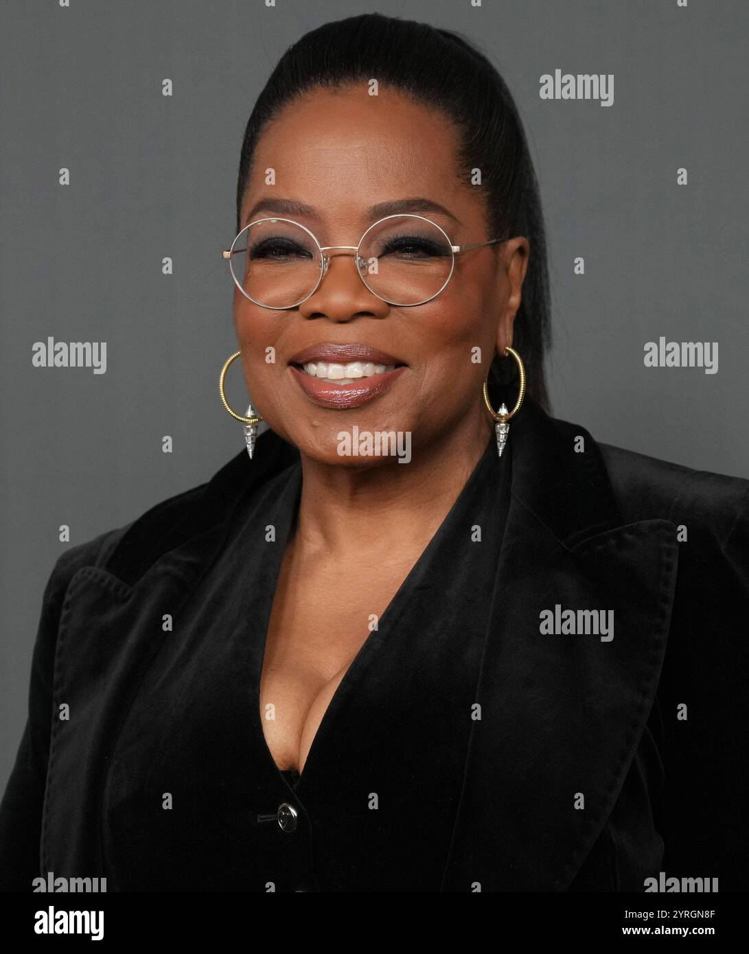 Los Angeles, USA. 03rd Dec, 2024. Oprah Winfrey arrives at Netflix's ...