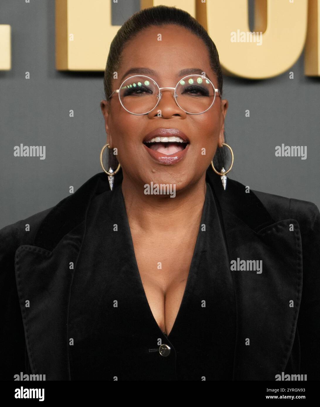 Los Angeles, USA. 03rd Dec, 2024. Oprah Winfrey arrives at Netflix's ...