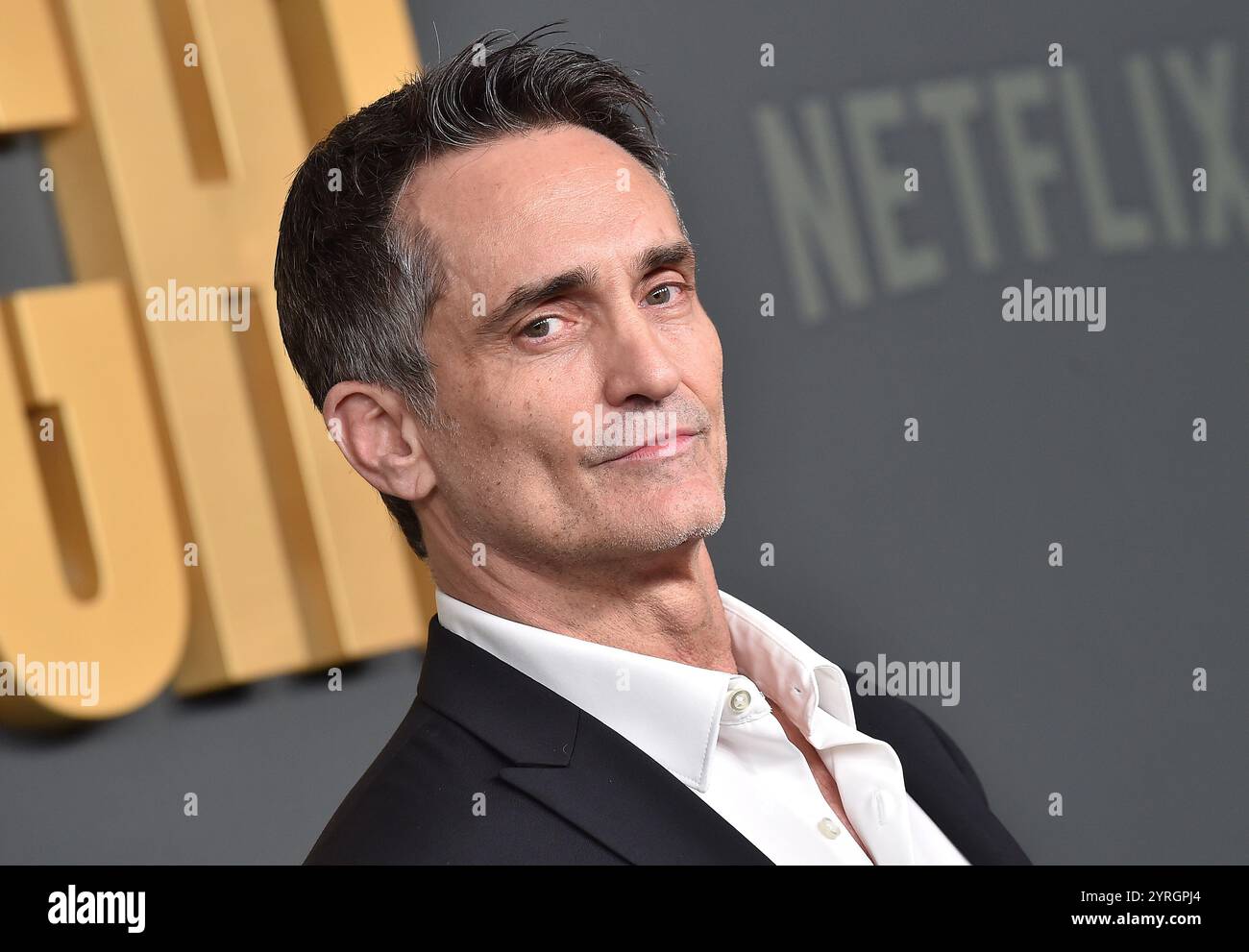 Hollywood, USA. 03rd Dec, 2024. Jeffery Johnson arriving to the world ...