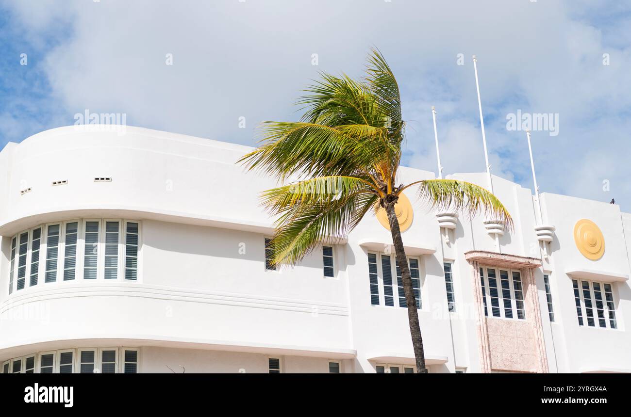 Miami Beach in Ocean Drive Florida. Art Deco building architecture ...
